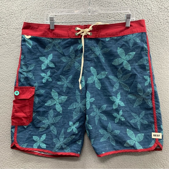 Reef | Shorts | Reef Board Shorts Mens 38 Green Maroon Floral Logo ...